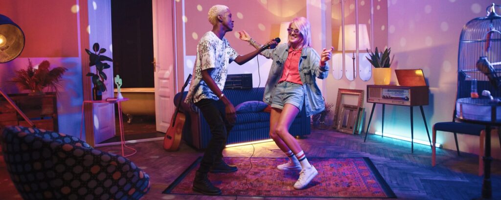 5 Essentials Needed To Throw A Good Party - Sweepsouth
