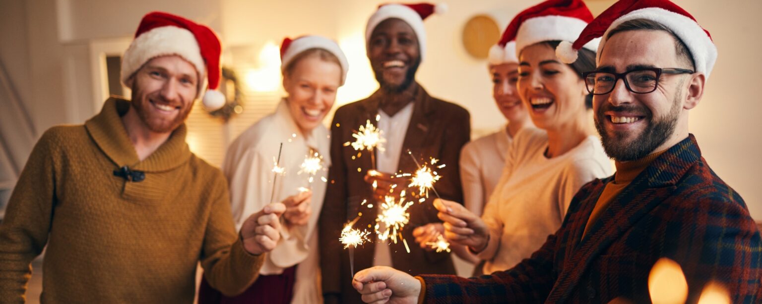 Christmas in July Party Ideas for a Jolly Good Time - Sweepsouth